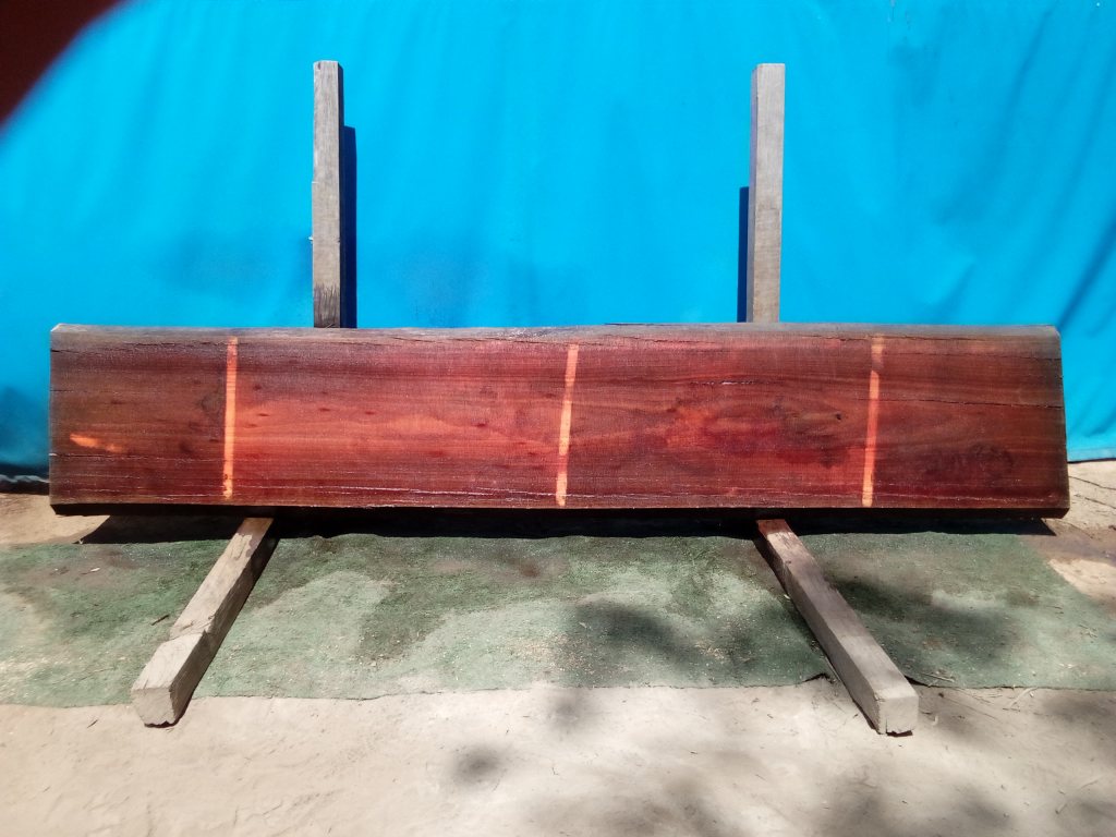 Timber Slabs | Buy Online Now | hardwoodposts.com